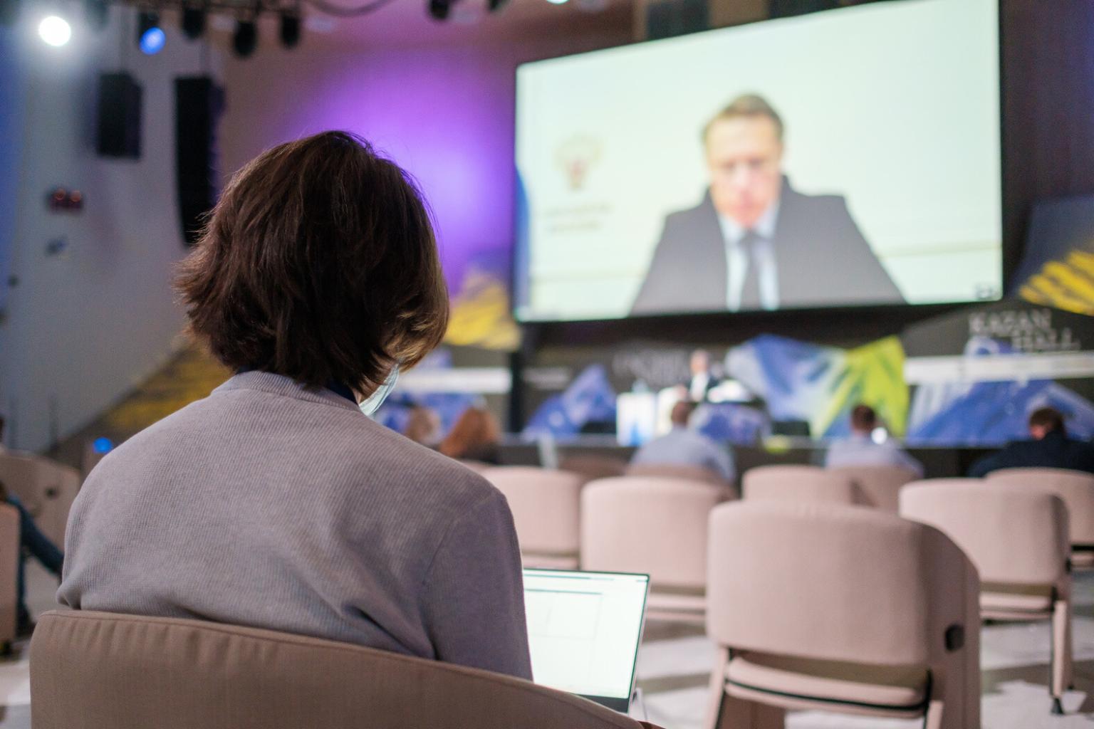 Best Practices for Hybrid Meetings - CTI Meeting Technology